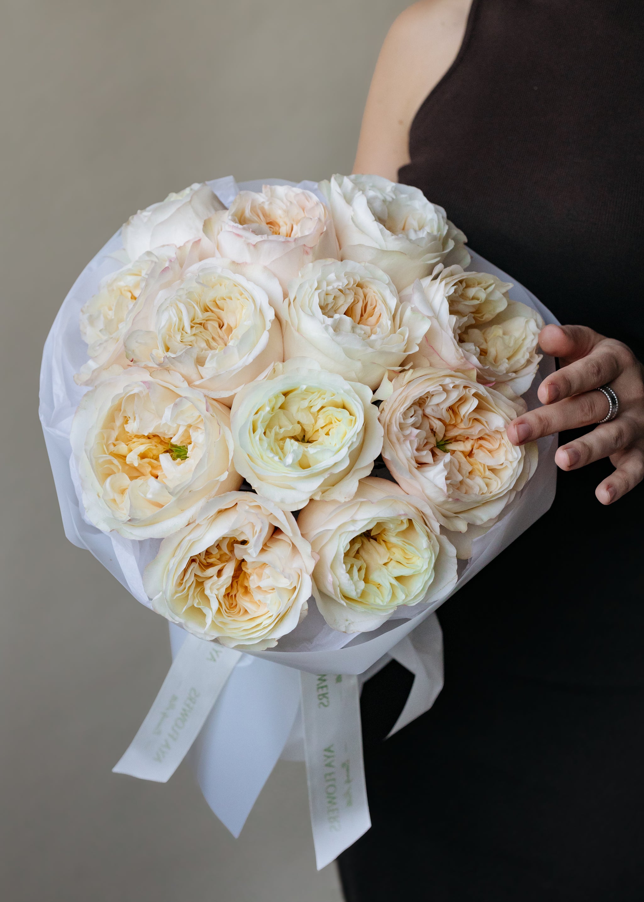 Bouquet No. 86 Light Roses - by floral design Aya Flowers