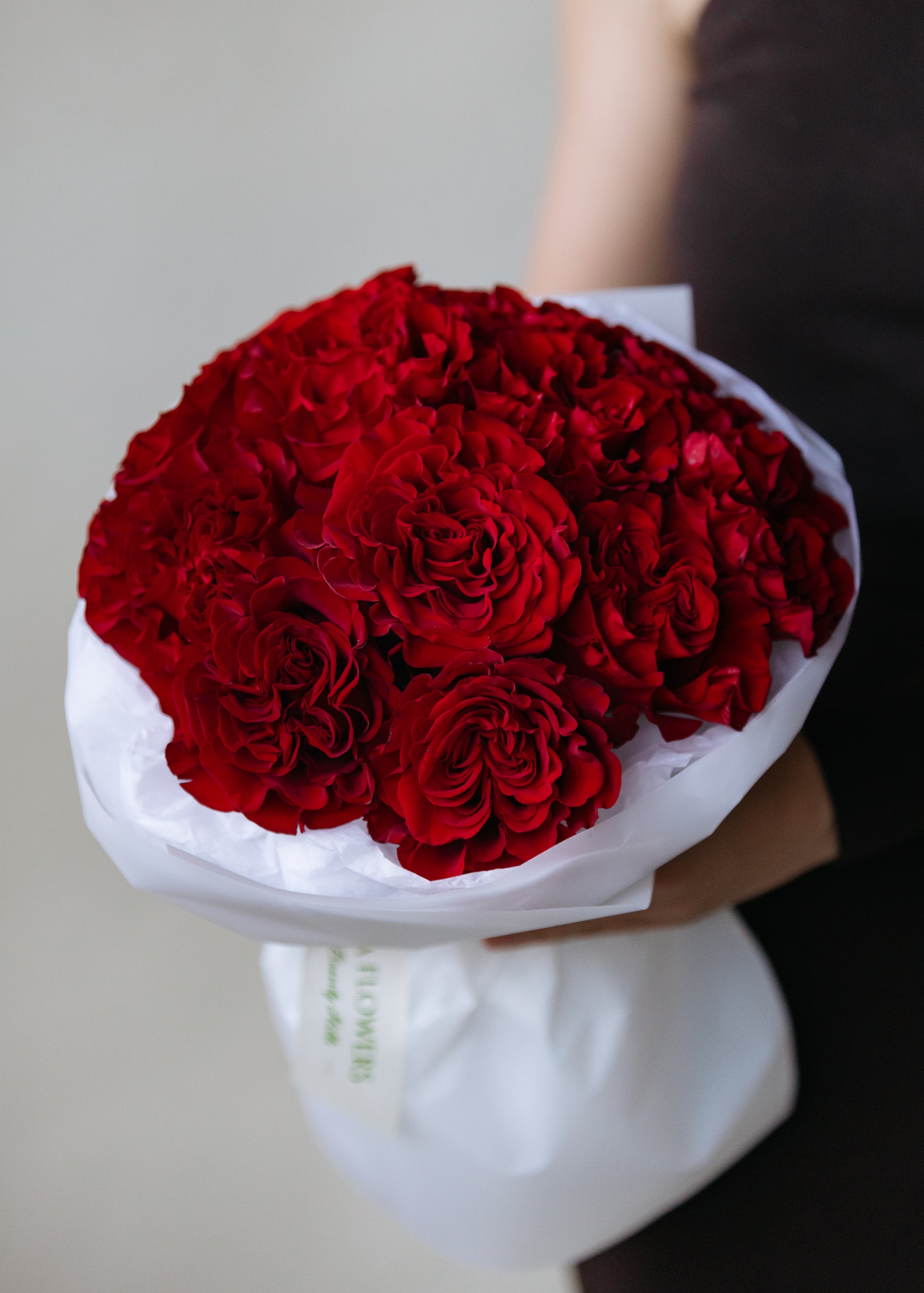 Bouquet No. 86 Light Roses - by floral design Aya Flowers