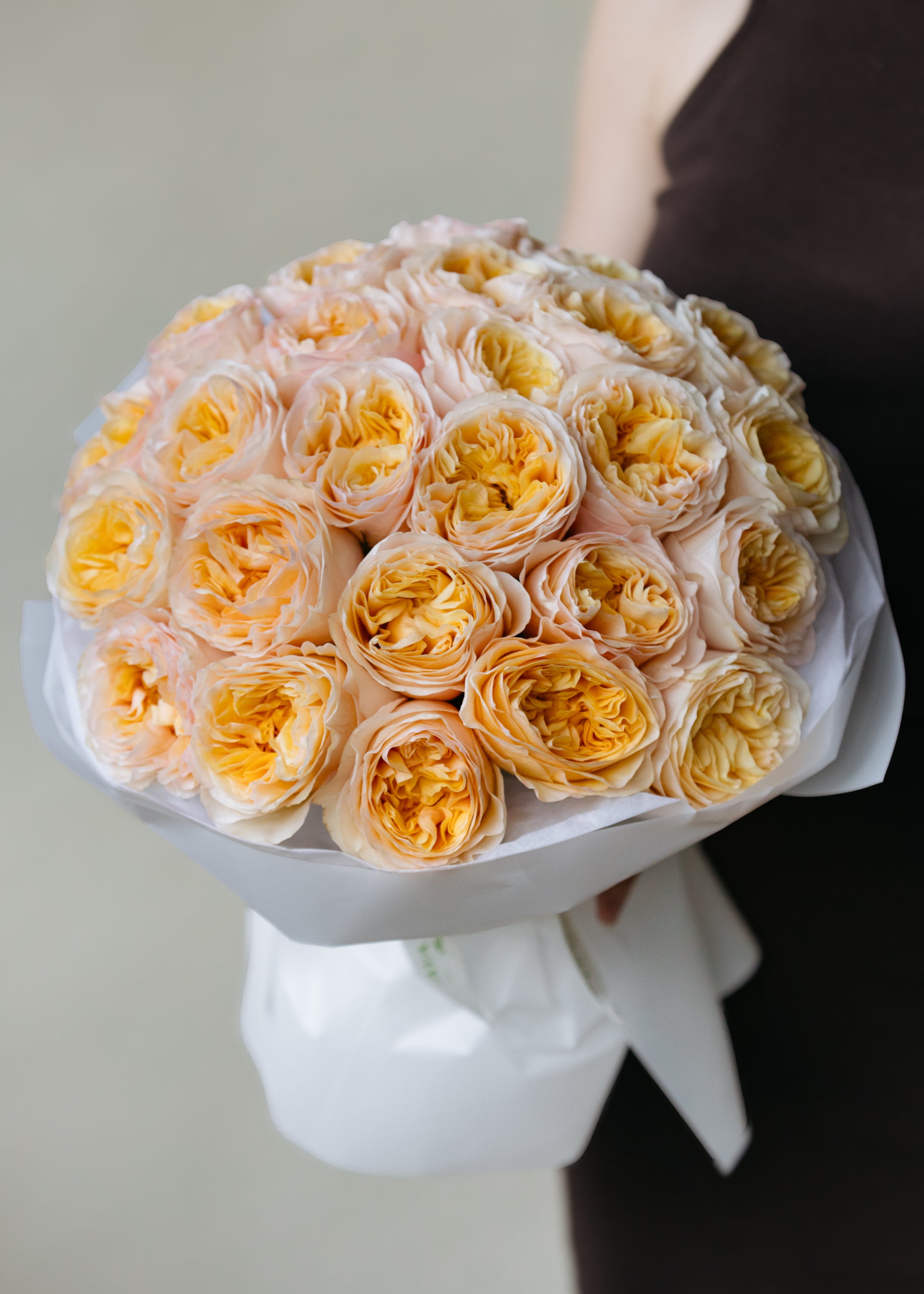 Bouquet No. 86 Light Roses - by floral design Aya Flowers