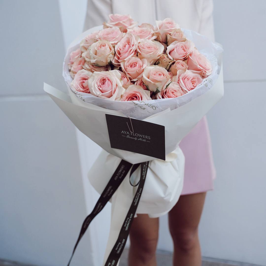 Bouquet No. 86 Light Roses - by floral design Aya Flowers